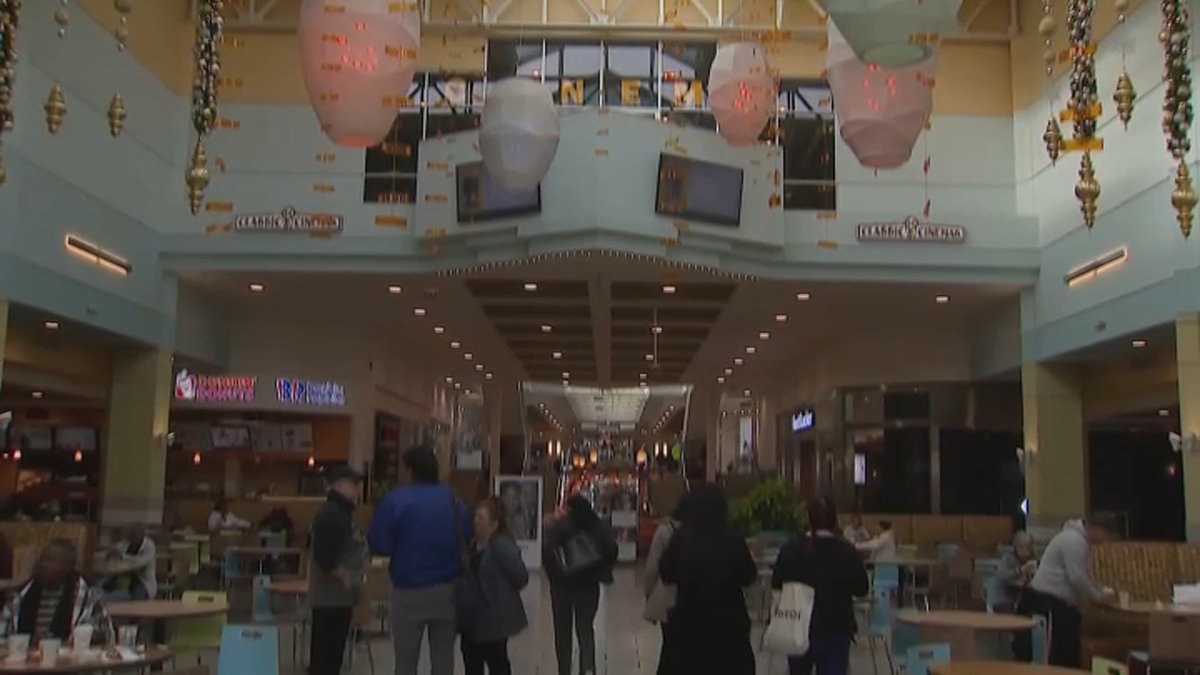 North Riverside Park Mall debuts $9M in new renovations – NBC Chicago