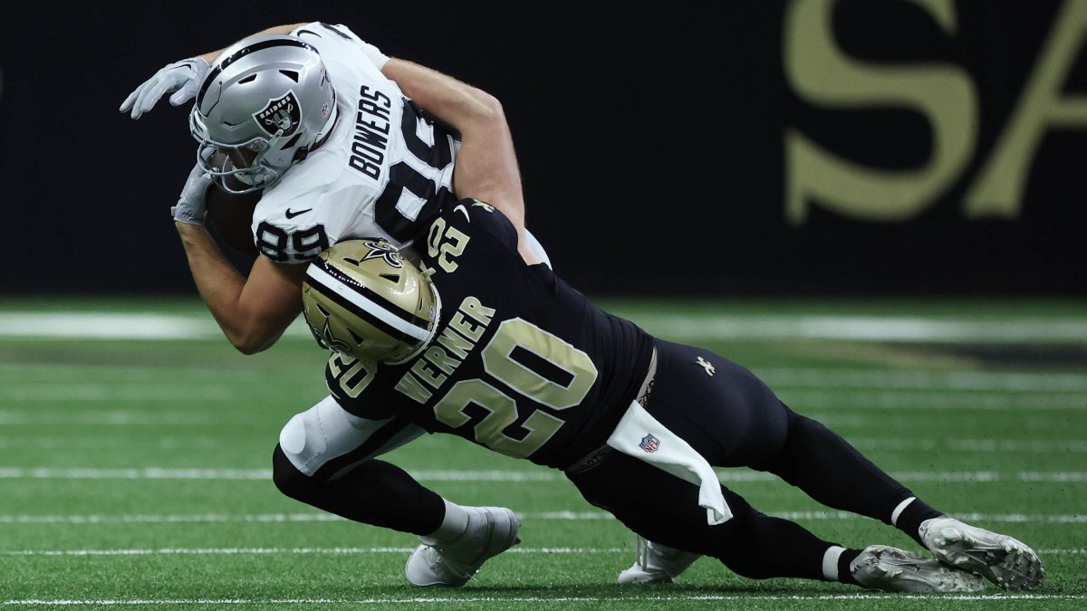 Raiders tight end Brock Bowers breaks 2 rookie receiving records – NBC ...