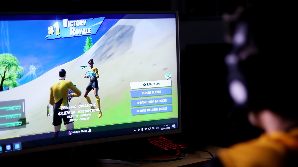How to claim your Fortnite refund from the FTC – NBC Chicago