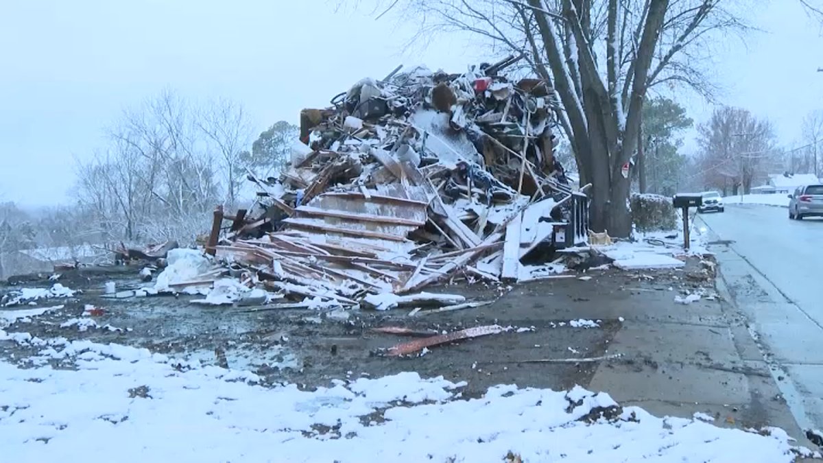 Missouri house explosion injures 6 – NBC Chicago