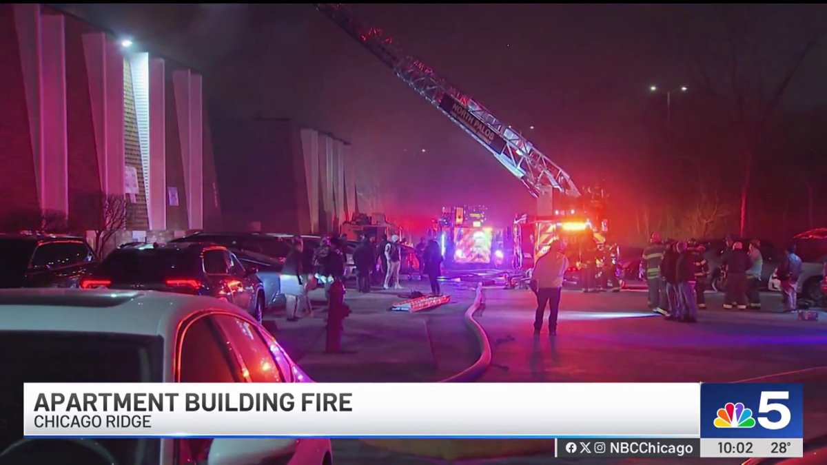 Entire building displaced in Chicago Ridge apartment fire – NBC Chicago