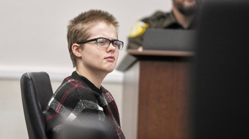 Judge releases woman who stabbed classmate to please Slender Man – NBC ...