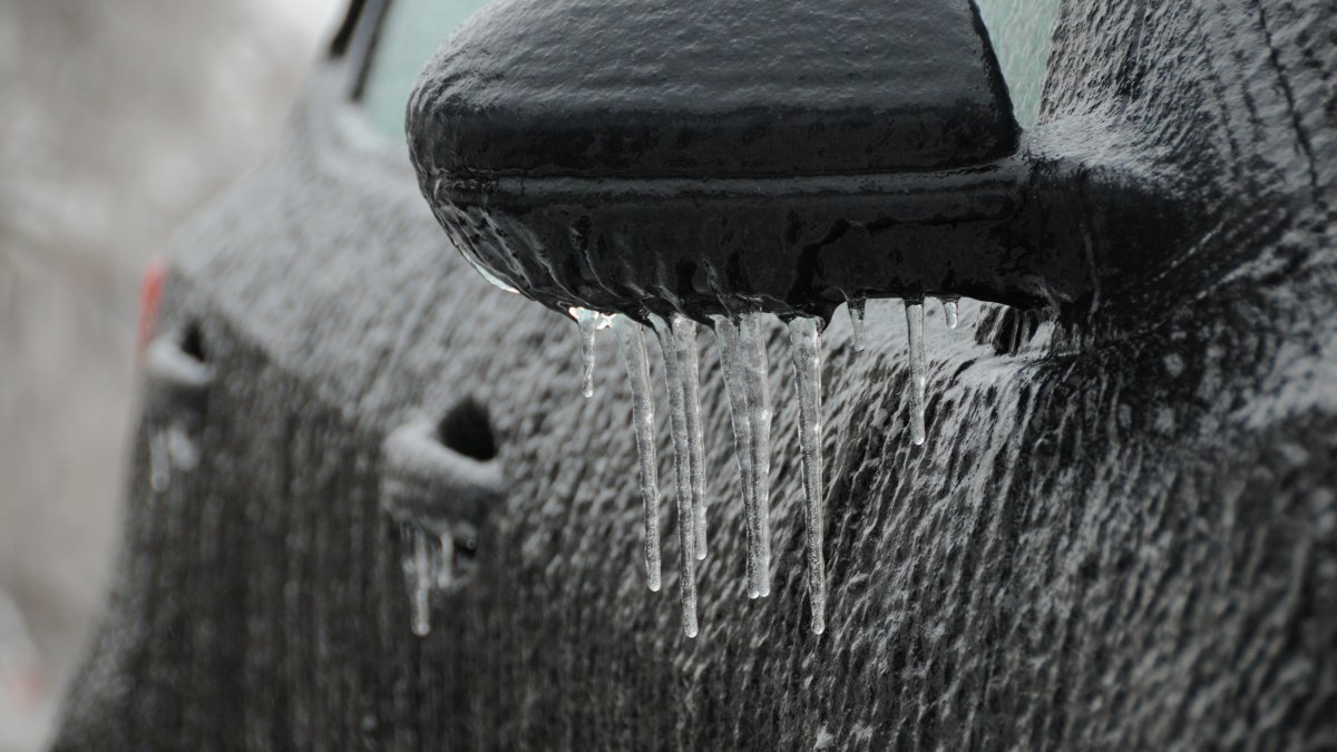 How long to warm up your car in the extreme cold? – NBC Chicago