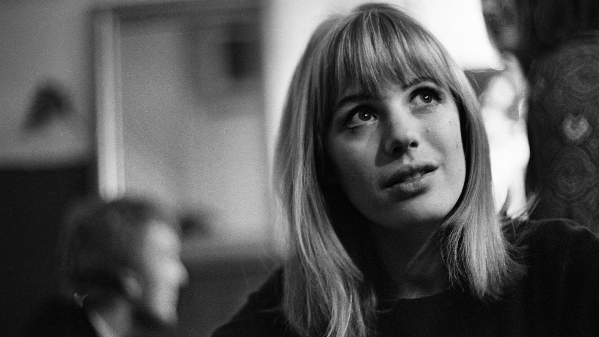 Marianne Faithfull, iconic ‘As Tears Go By’ singer, dies at 78 – NBC ...