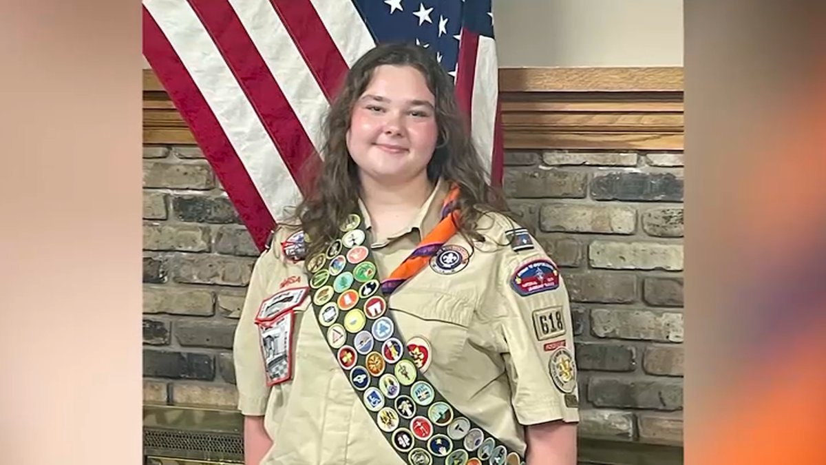 Suburban high school senior earns Eagle Scout honors – NBC Chicago