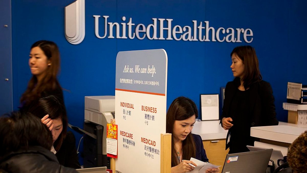 UnitedHealthcare is offering buyouts to employees in benefits unit ...