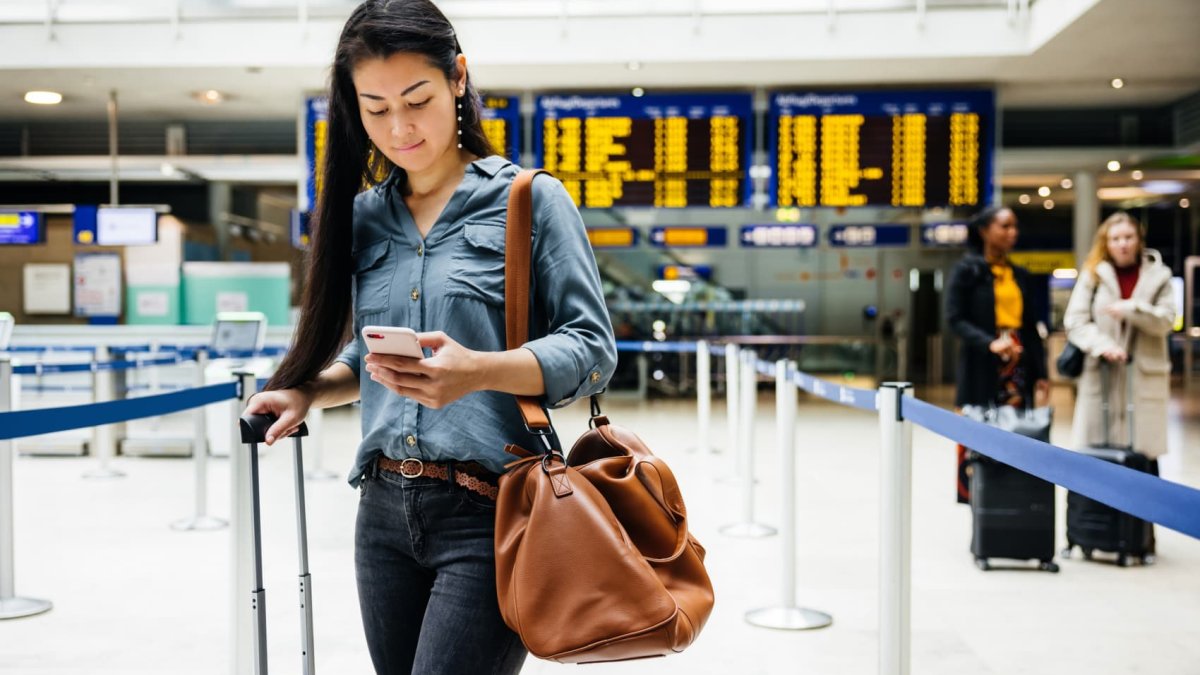 Use this 3-step guide to manage ‘flight anxiety,’ from a psychologist ...