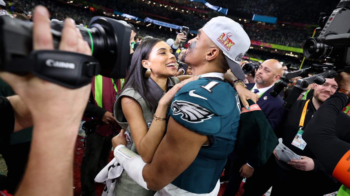 Who is Jalen Hurts’ future wife, Bry Burrows? – NBC Chicago