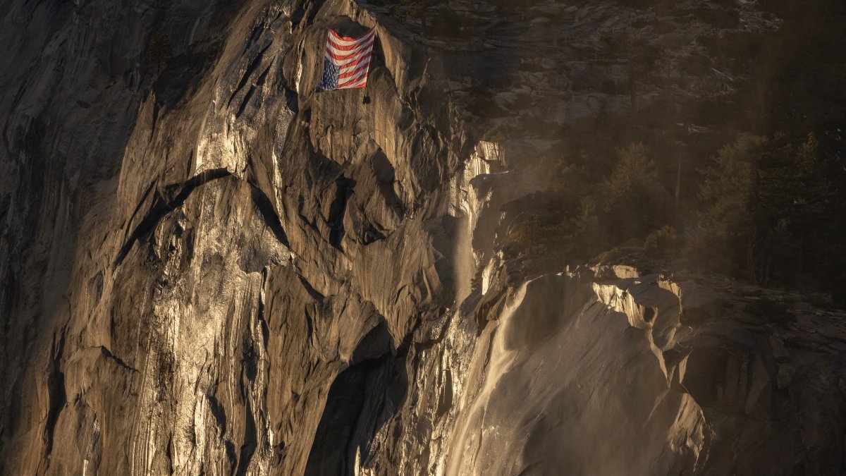 Upside-down US flag hung on El Capitan in Yosemite – NBC Chicago