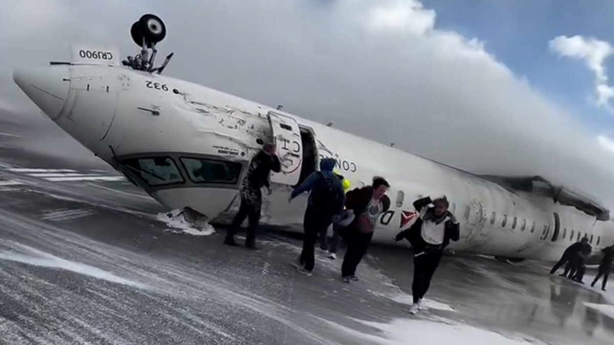 Video appears to show moment Delta plane crash in Toronto – NBC Chicago