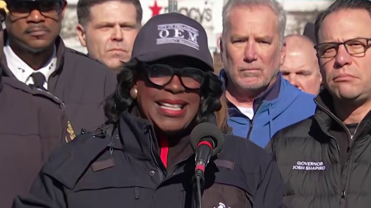 Blog: Medical jet carrying 6 people crashes in Philly – NBC Chicago