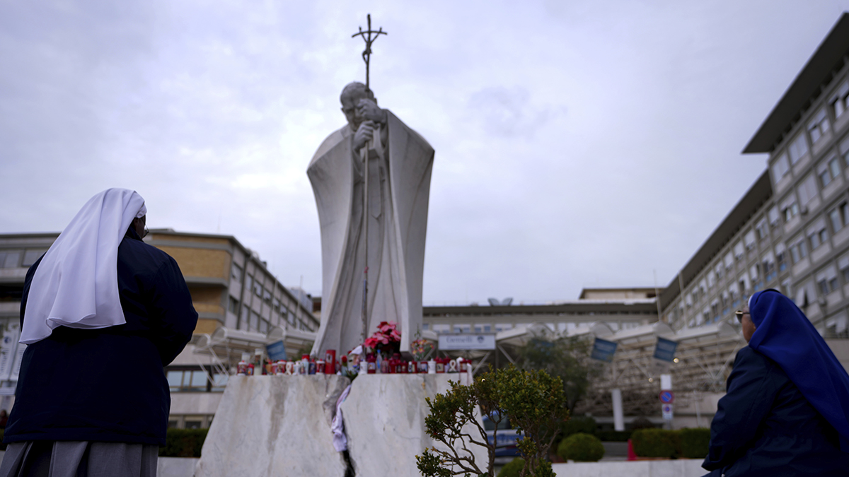 Pope Francis shows further slight improvement, the Vatican says – NBC ...