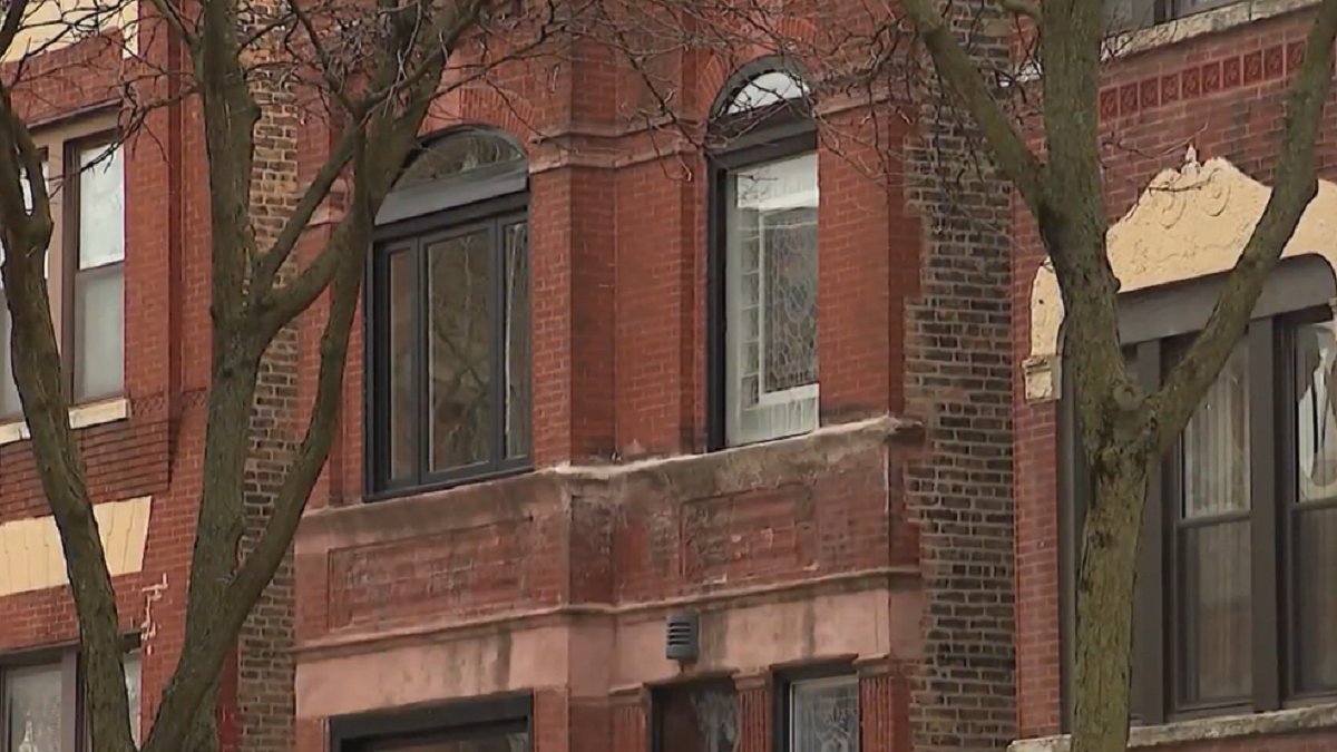 Civil rights complaint filed against 165 Chicago realtors – NBC Chicago