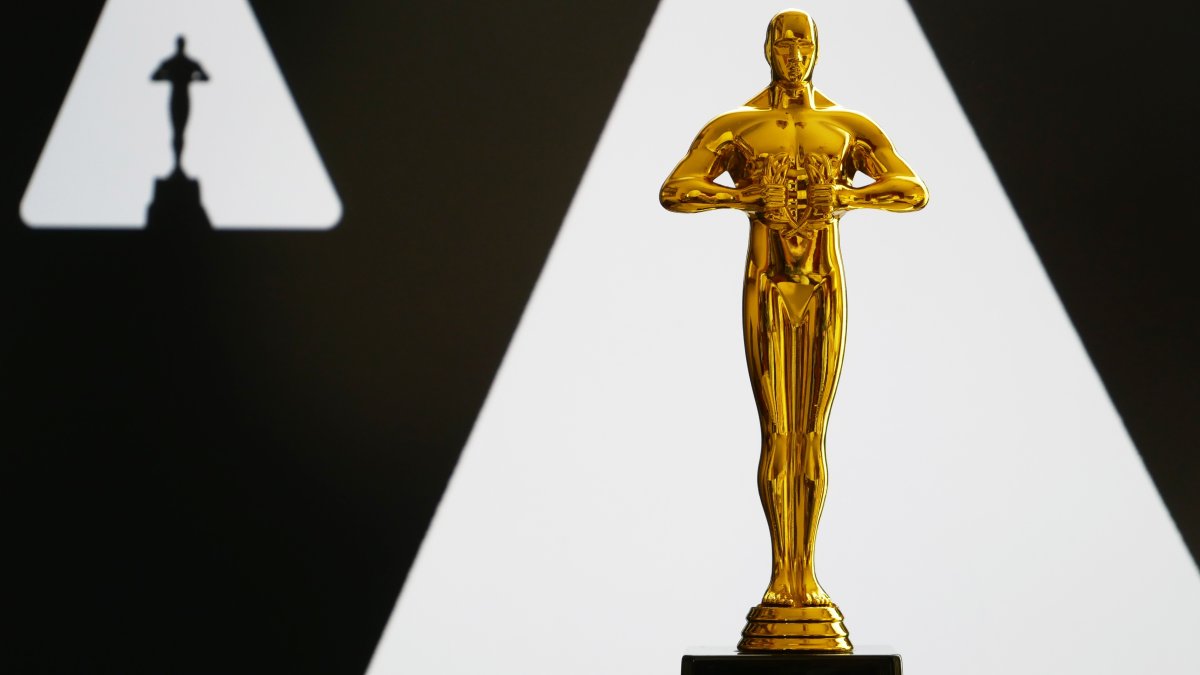 Who is hosting the Oscars? Here’s what to know – NBC Chicago