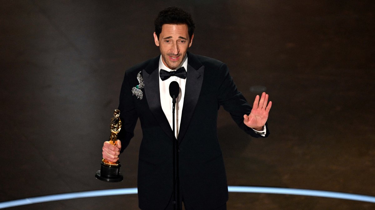 Adrien Brody reacts to having longest Oscars speech in history – NBC Chicago