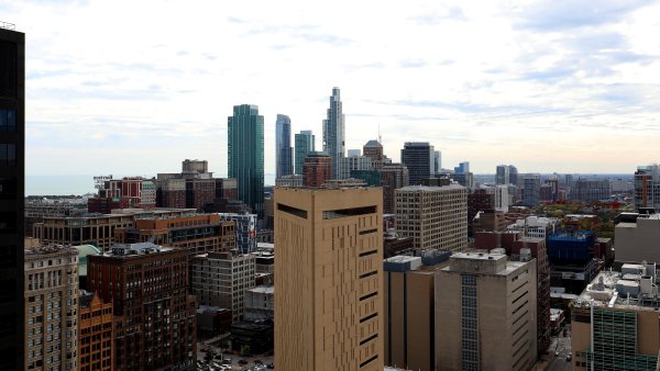 Correctional officer charged in sex abuse of 4 detainees at MCC Chicago ...