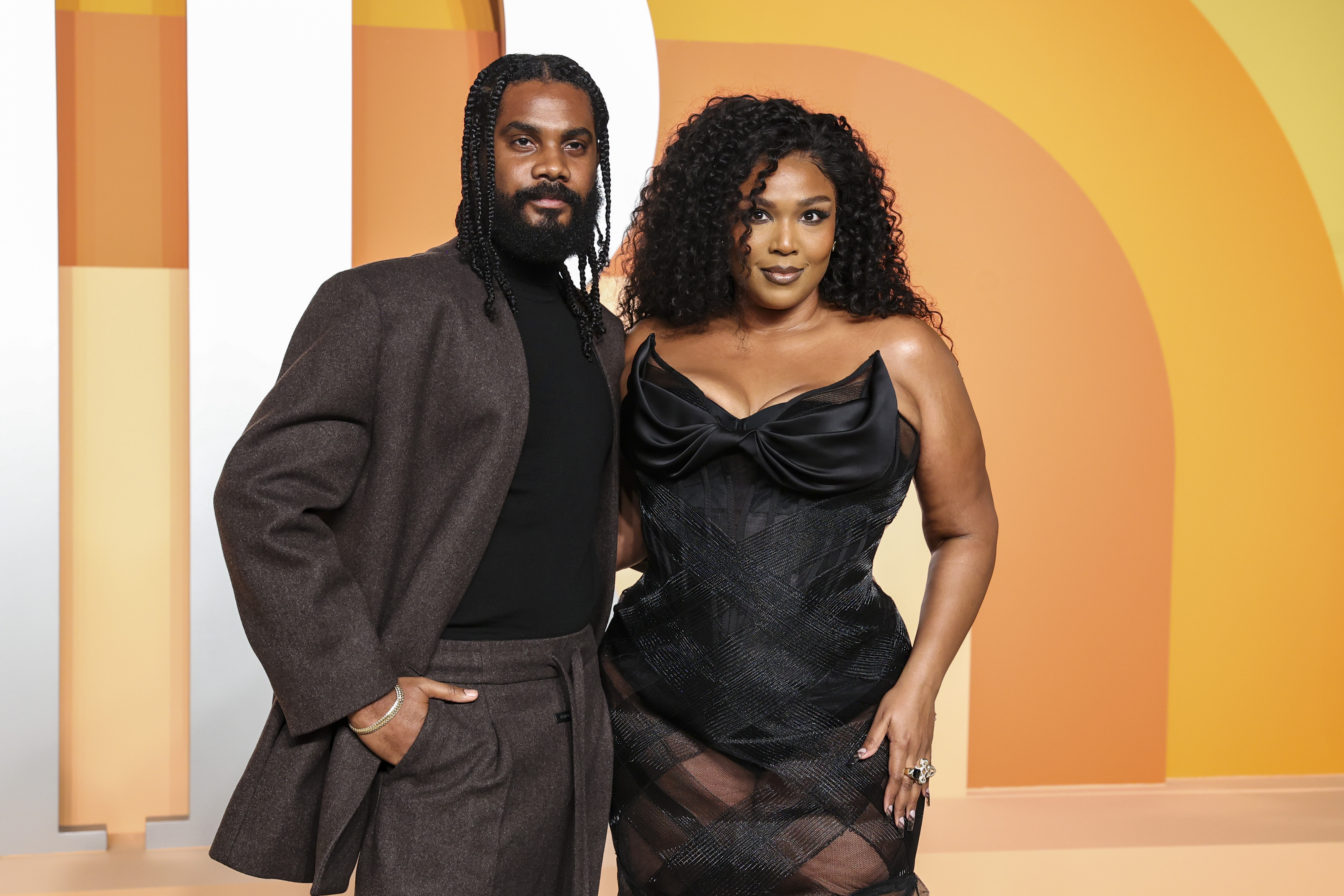 Lizzo shows off dramatic weight loss on Oscars date with Myke Wright ...