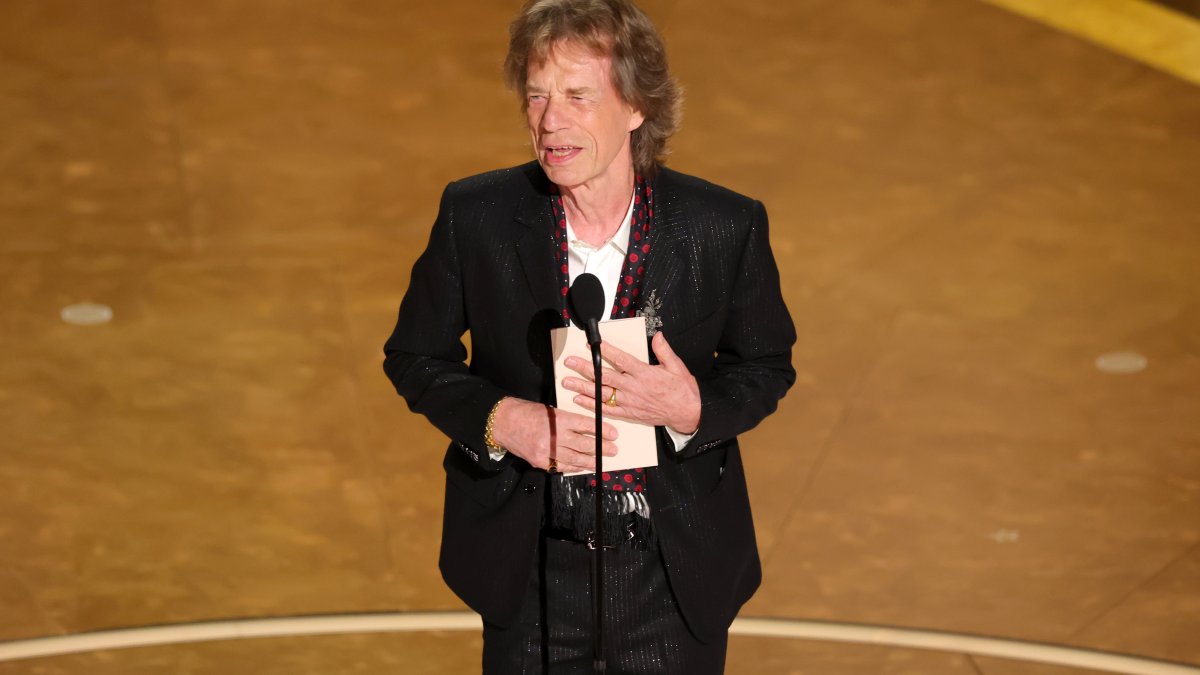 Oscars 2025: Mick Jagger’s surprise appearance was pure satisfaction ...