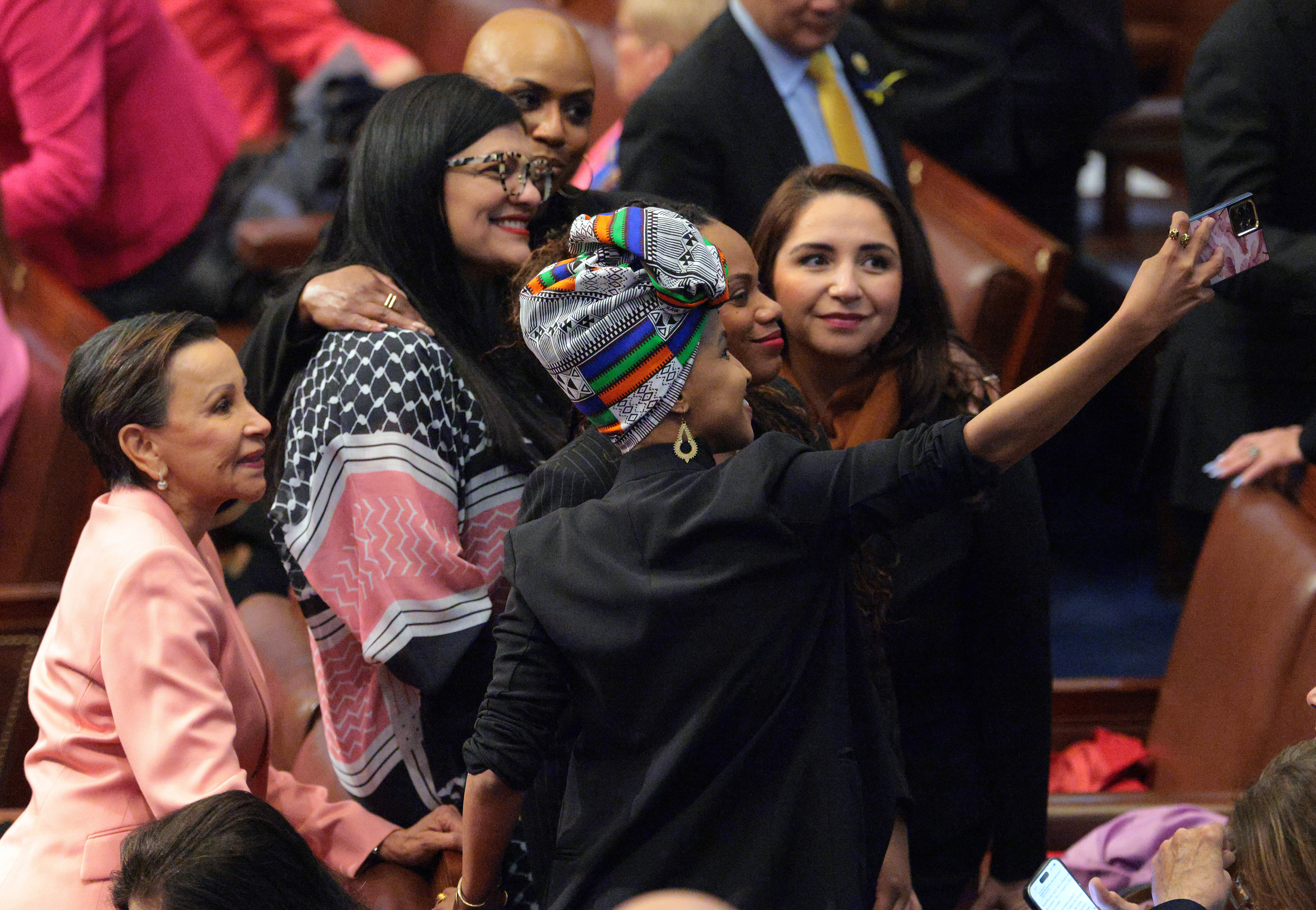 PHOTOS: See which Democratic attendees wore pink to President Trump’s ...