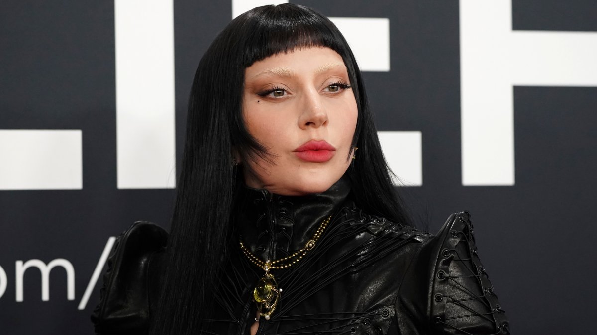 Lady Gaga Chicago: ‘The Mayhem Ball’ tour coming to US, UK, Europe ...