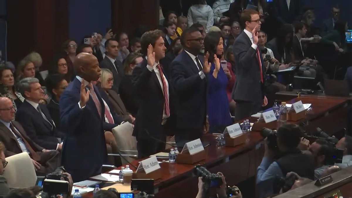 Brandon Johnson says Chicago is ‘safer’ because of ‘sanctuary city’ law ...