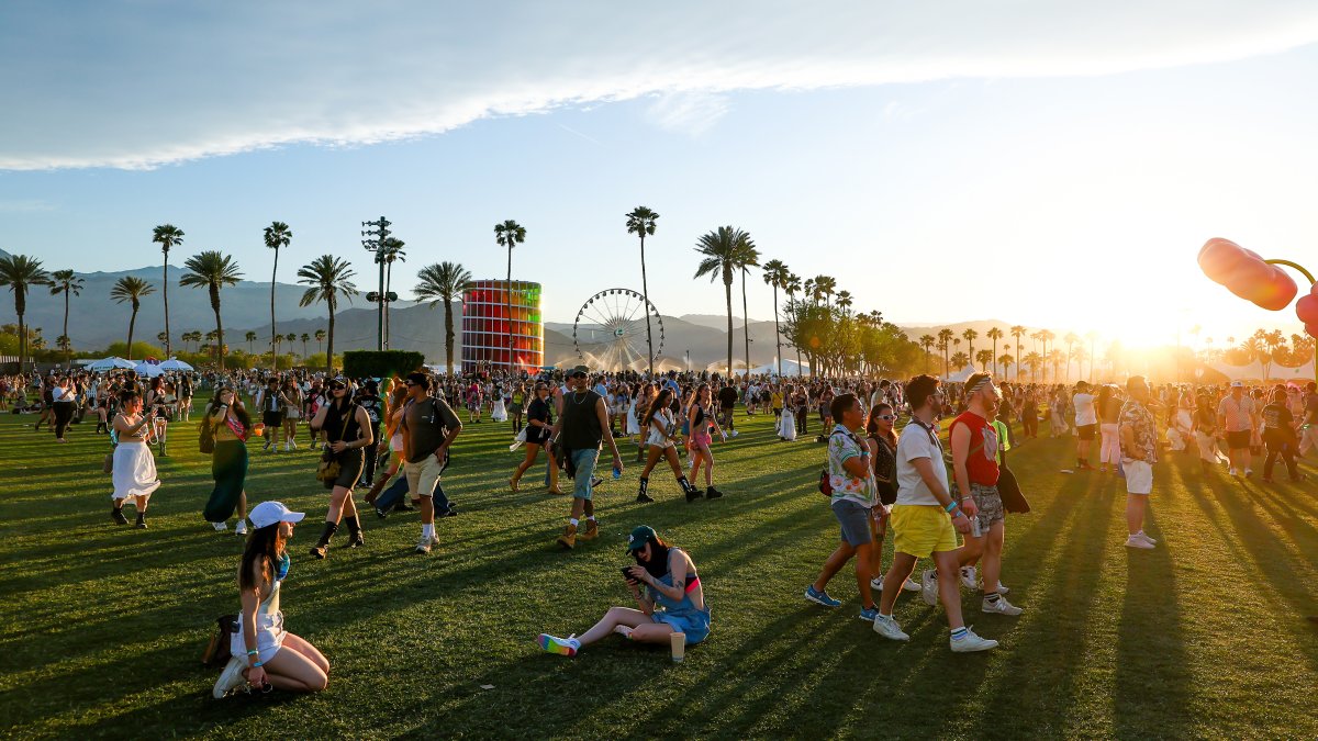 Coachella’s 2026 lineup: Sabrina Carpenter, Justin Bieber and Karol G ...