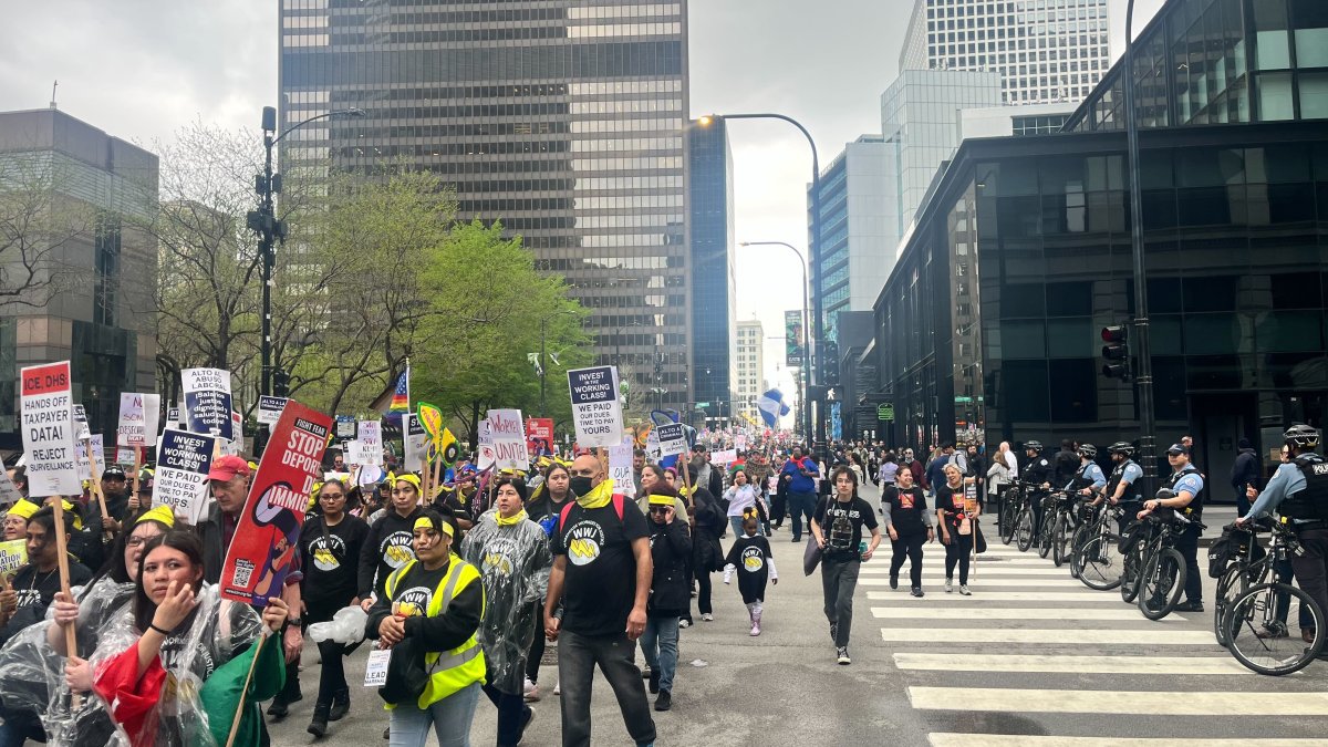 Protesters block traffic in Chicago’s Loop amid nationwide May Day ...