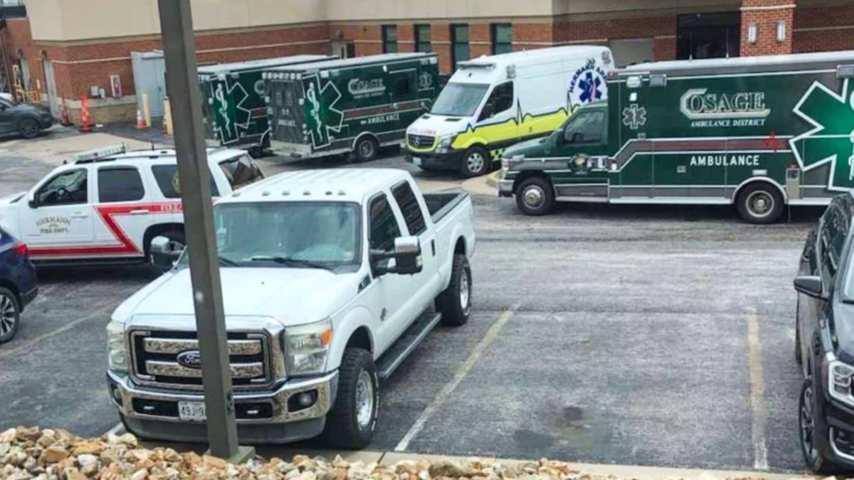 Over 30 people injured in Missouri bus crash – NBC Chicago