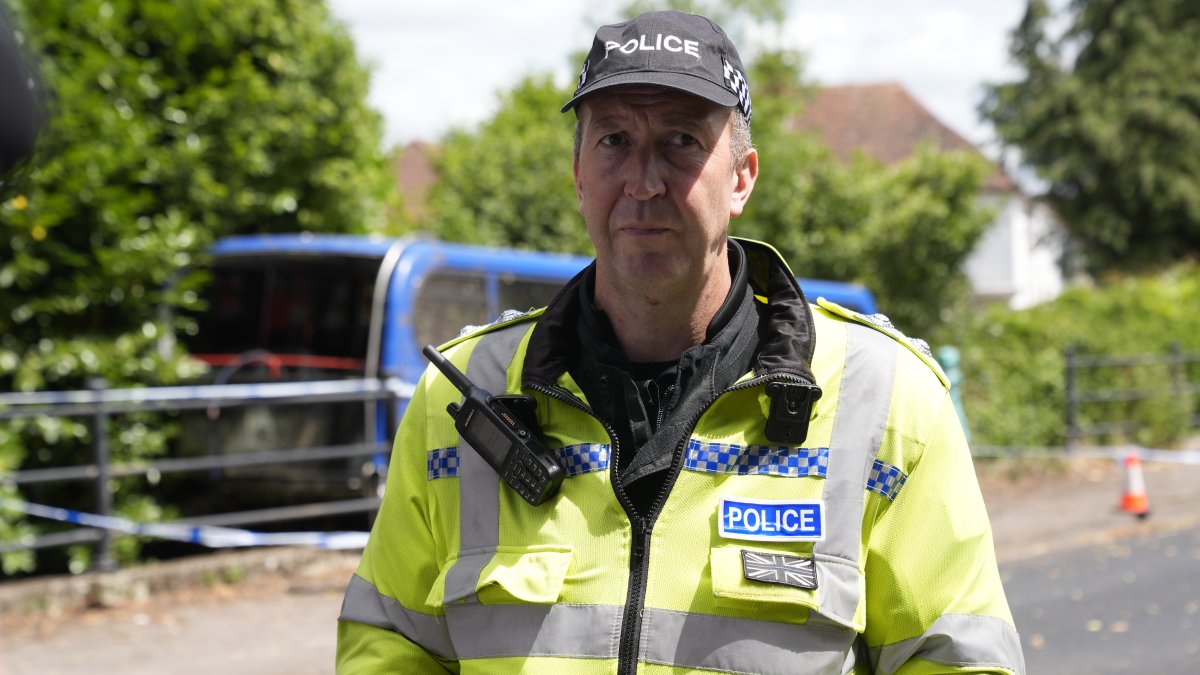 Double‑deck bus plunges into river, injures students in UK – NBC Chicago