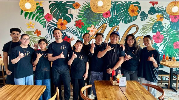 Highwood Hawaiian restaurant included on NYT’s Chicago dining guide ...