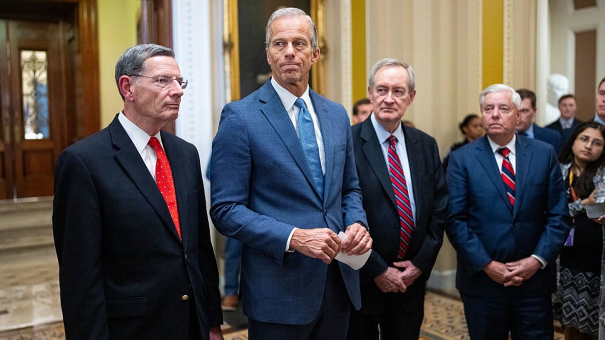 Why Trump tax deductions — for tips, car loans and more — may not carry ...