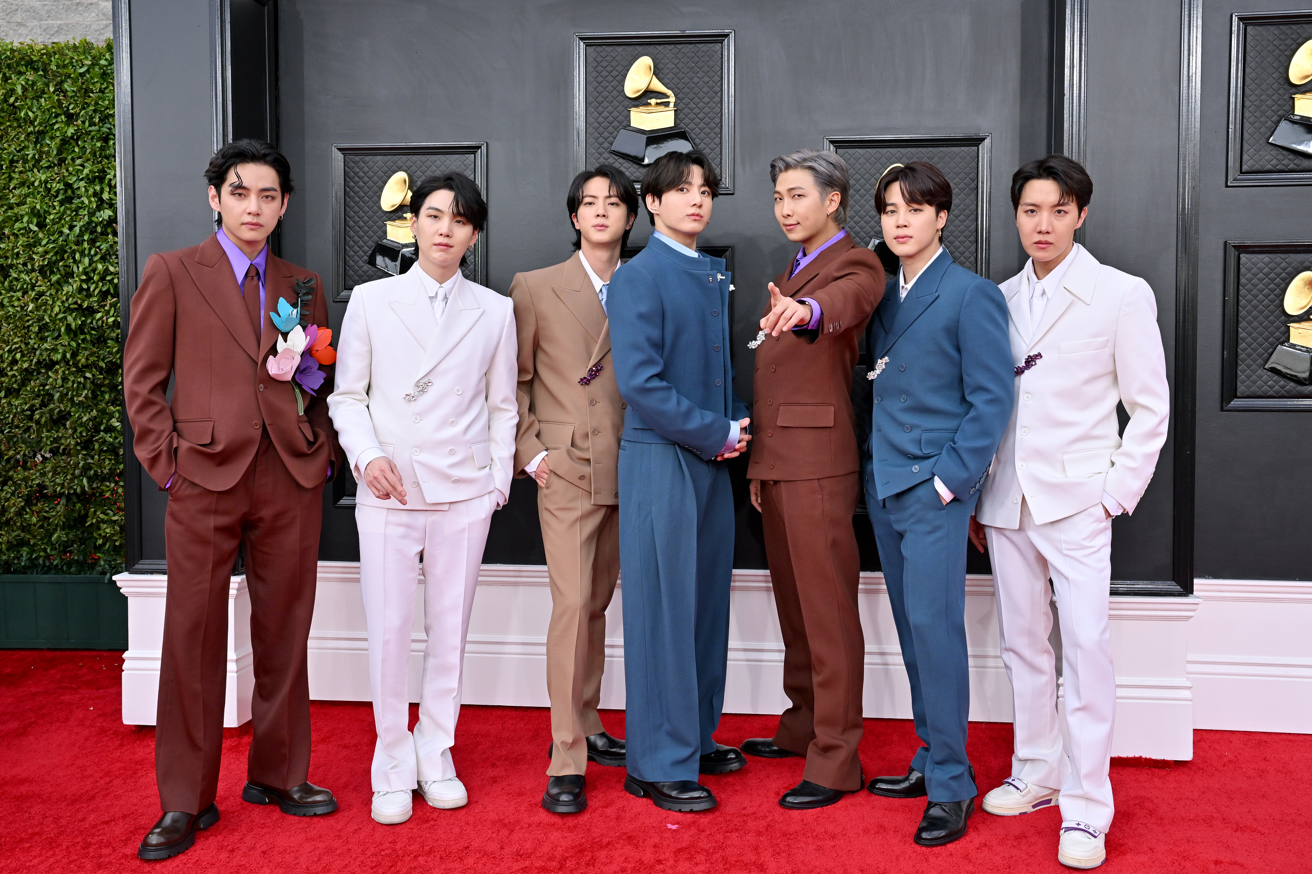 BTS returning in 2026 with a new album and world tour – NBC Chicago