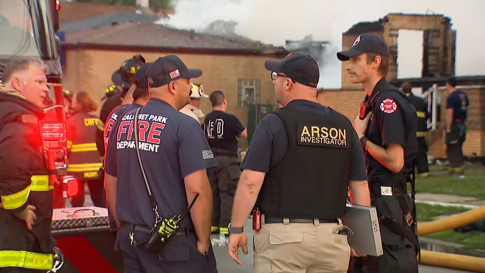 Blue Island blaze destroys home’ arson investigator on scene – NBC Chicago