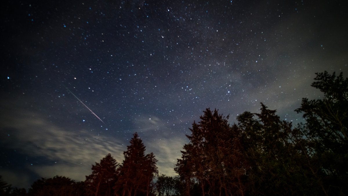 Perseid meteor shower expected to peak overnight – NBC Chicago