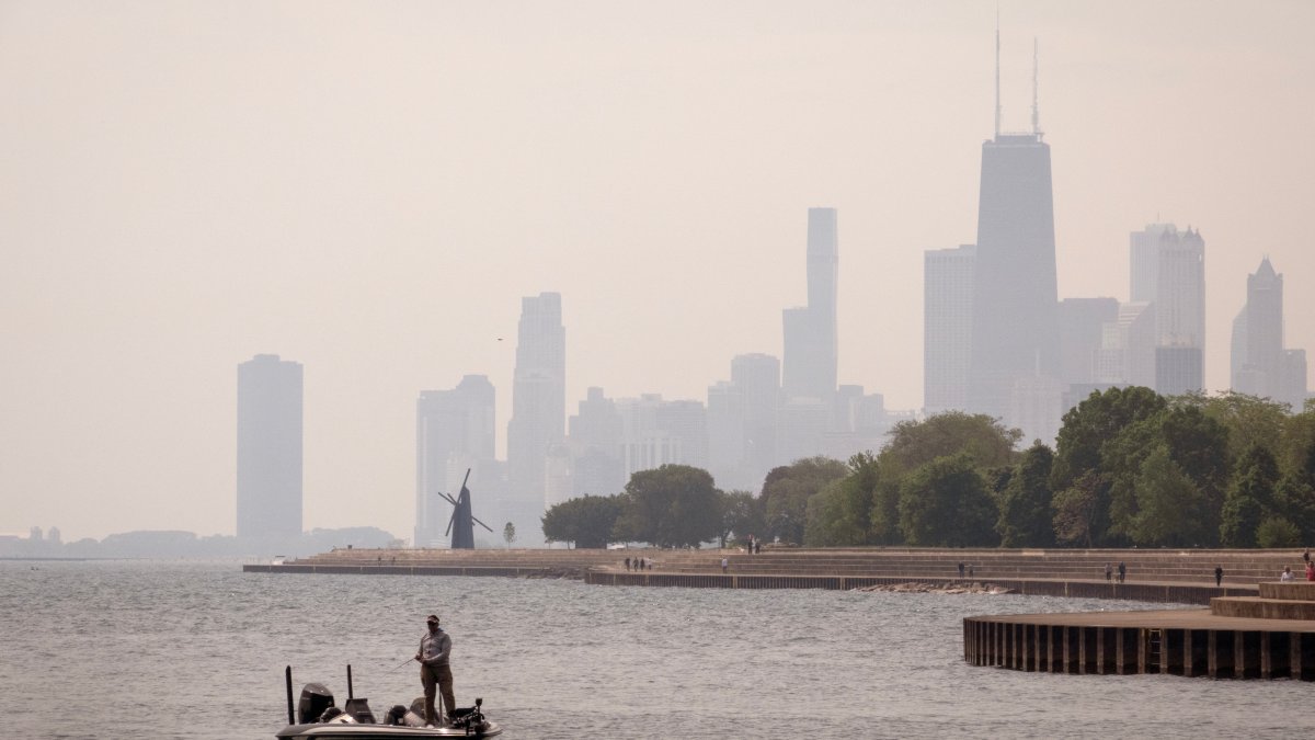 Air quality in Chicago, suburbs once again ‘unhealthy’ from smoke – NBC Chicago