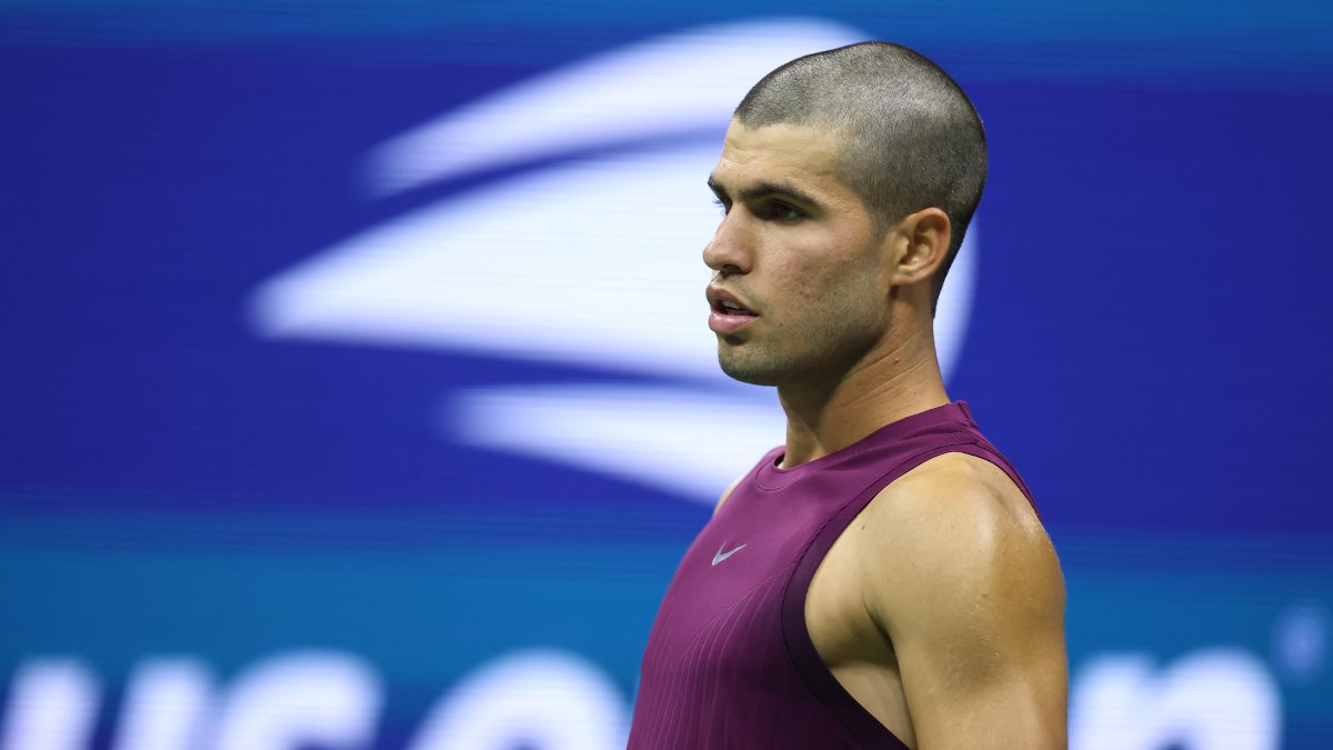Carlos Alcaraz looks so different with shaved head at U.S. Open – NBC Chicago
