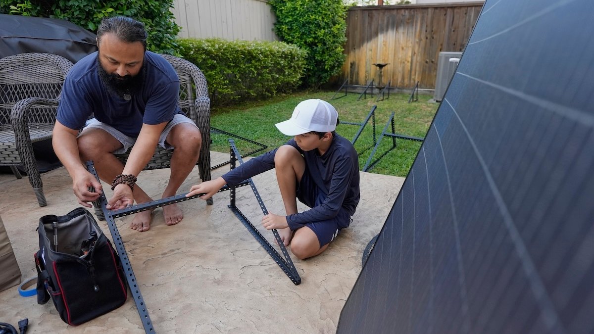 Solar panels for your deck or balcony, the next big thing. – NBC Chicago