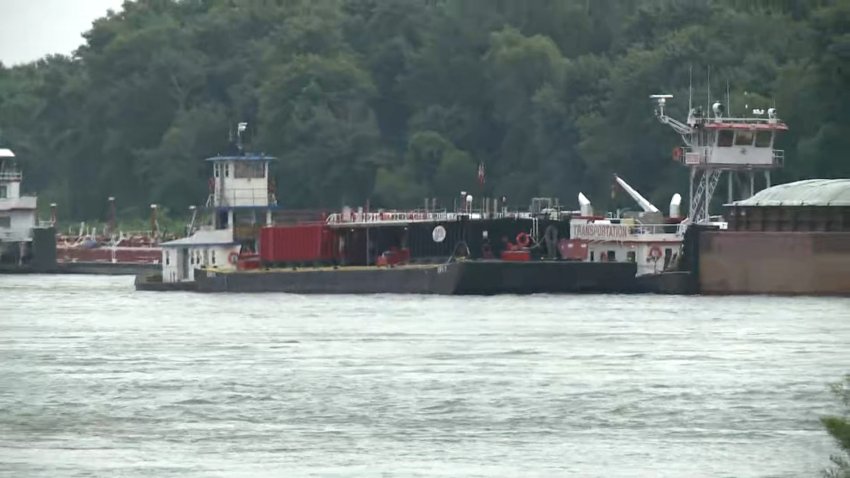 2 dead after helicopter crashes into Mississippi River barge – NBC Chicago