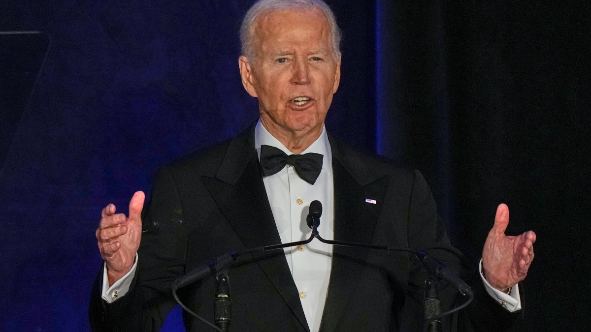 Joe Biden undergoes surgery to remove skin cancer on forehead – NBC Chicago