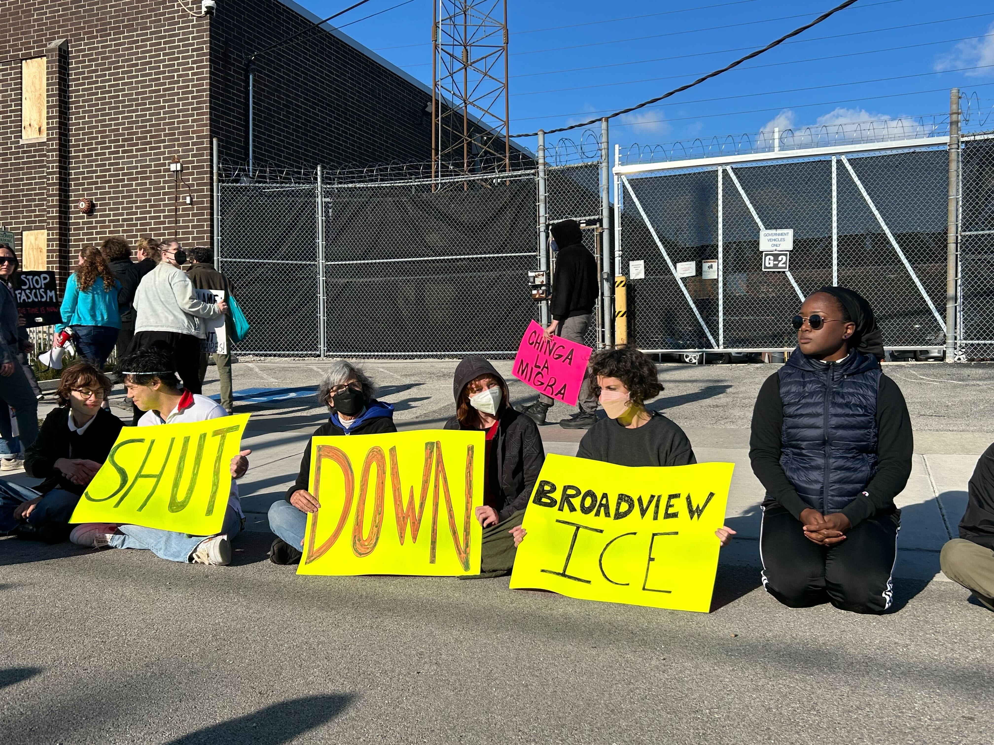 Protesters head to suburban ICE facility as immigration enforcement ...