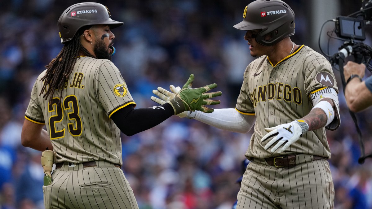 Manny Machado homer propels Padres over Cubs, forcing Game 3 – NBC Chicago