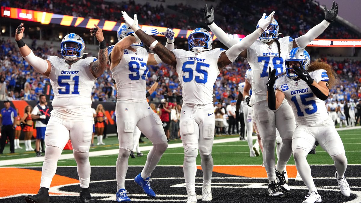 Super Bowl contenders are falling apart. But Detroit isn’t. – NBC Chicago