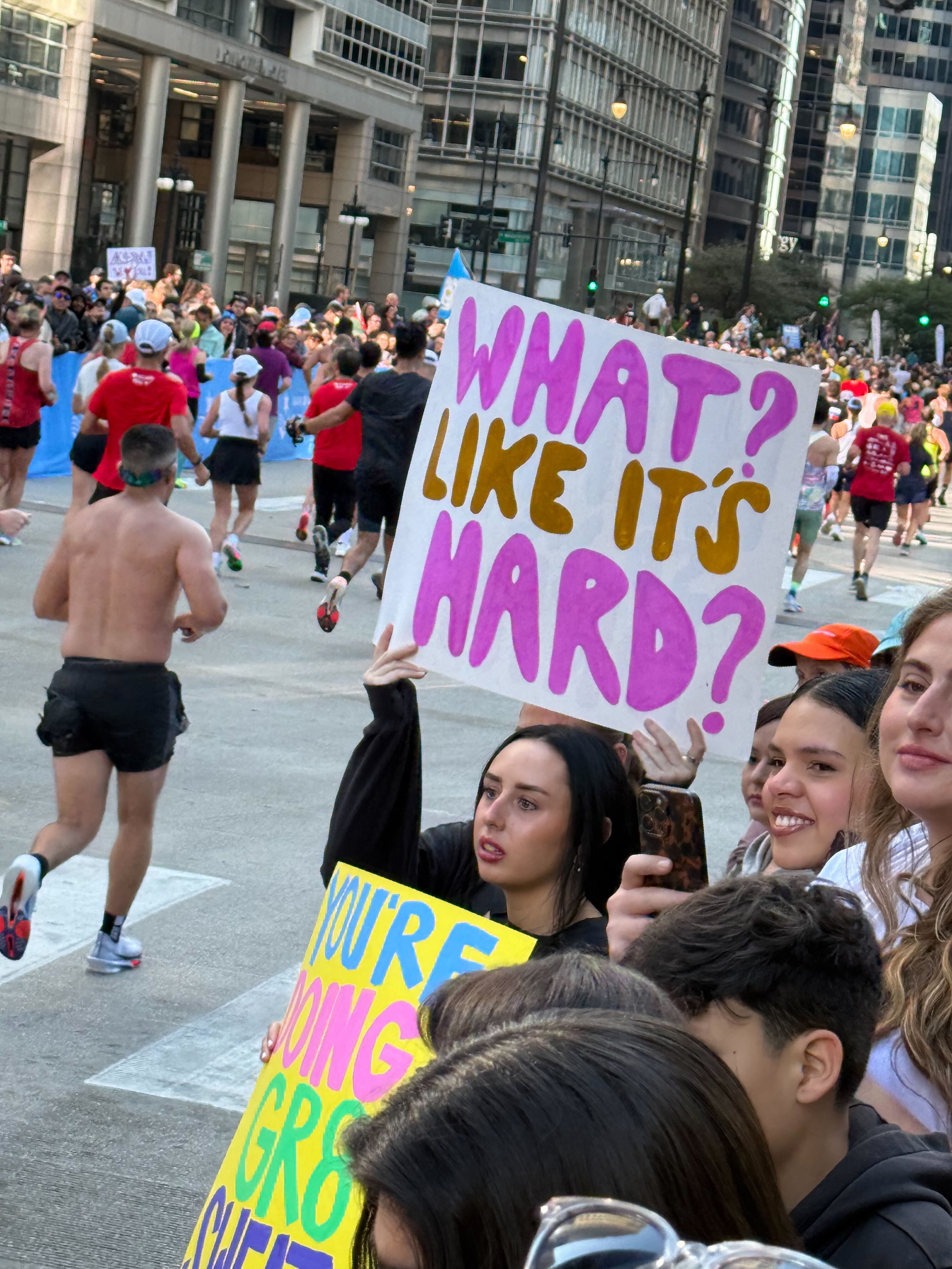 Photos: 2025 Chicago Marathon signs go for laughs, motivation – NBC Chicago
