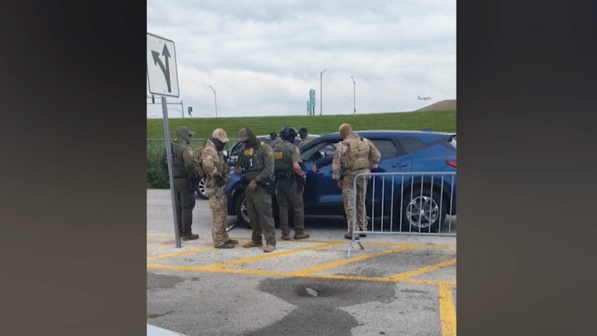 Border Patrol detains 11 during raid at O’Hare rideshare lot – NBC Chicago