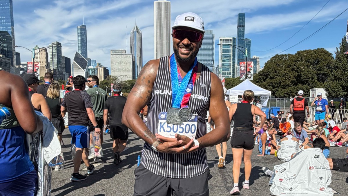 Father welcomes newborn son, walks to Chicago Marathon starting line ...
