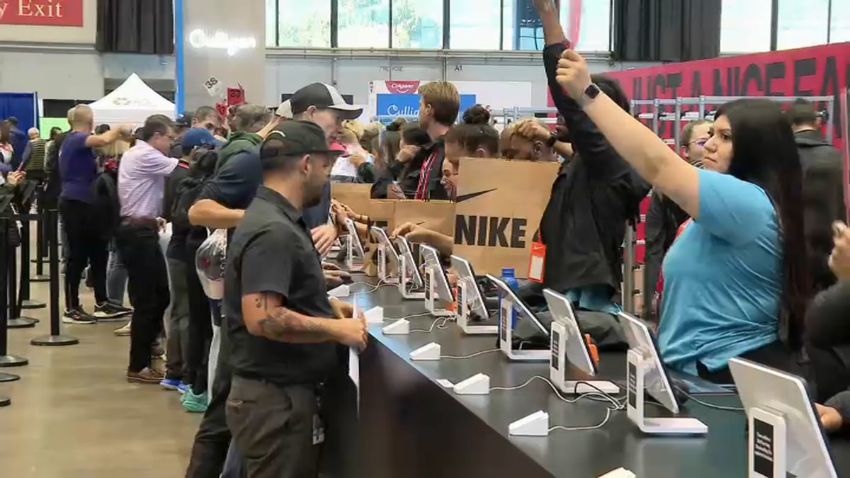 2025 Chicago Marathon packet pick-up: Hours and more – NBC Chicago