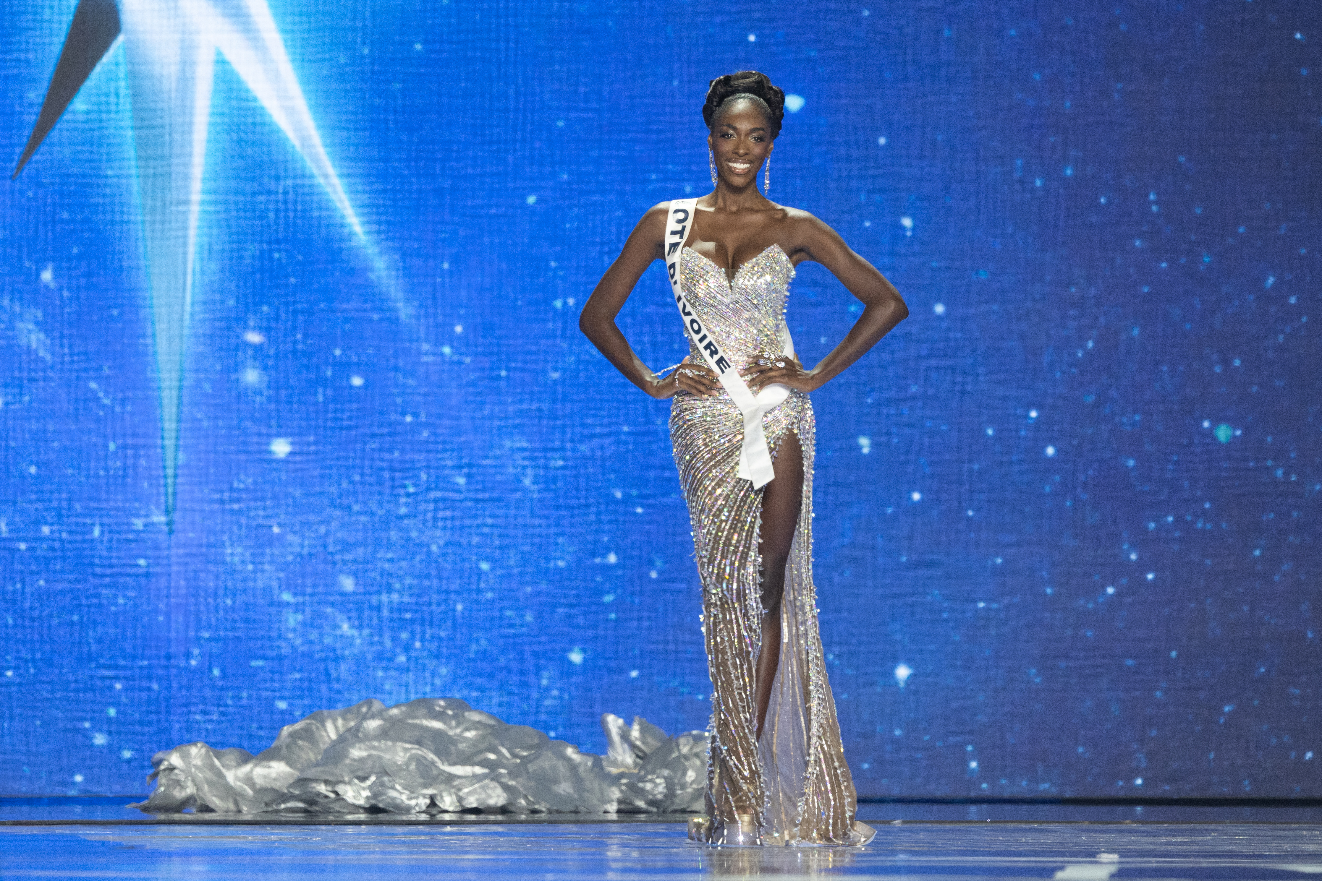 Miss Universe 2025 contestant Olivia Yacé renounces her title – NBC Chicago