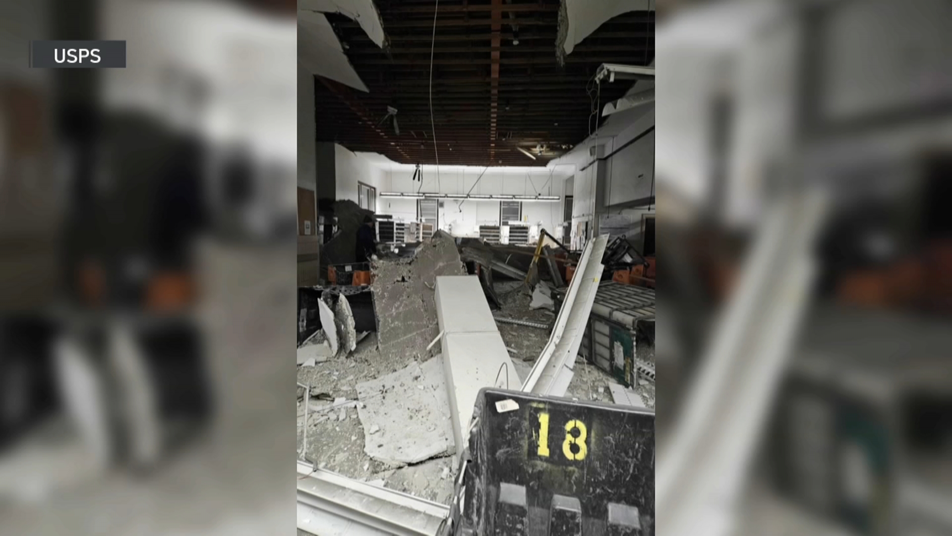 Wilmette Post Office shutdown after roof collapses – NBC Chicago