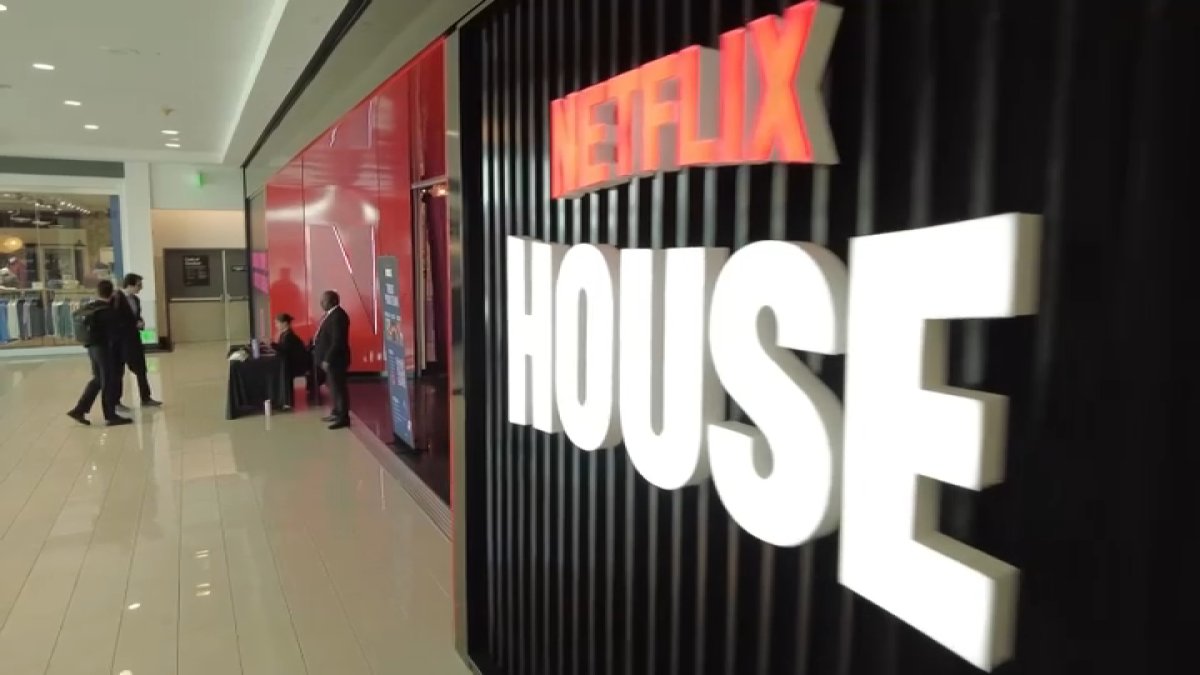 Red carpet rolled out for opening of first Netflix House – NBC Chicago