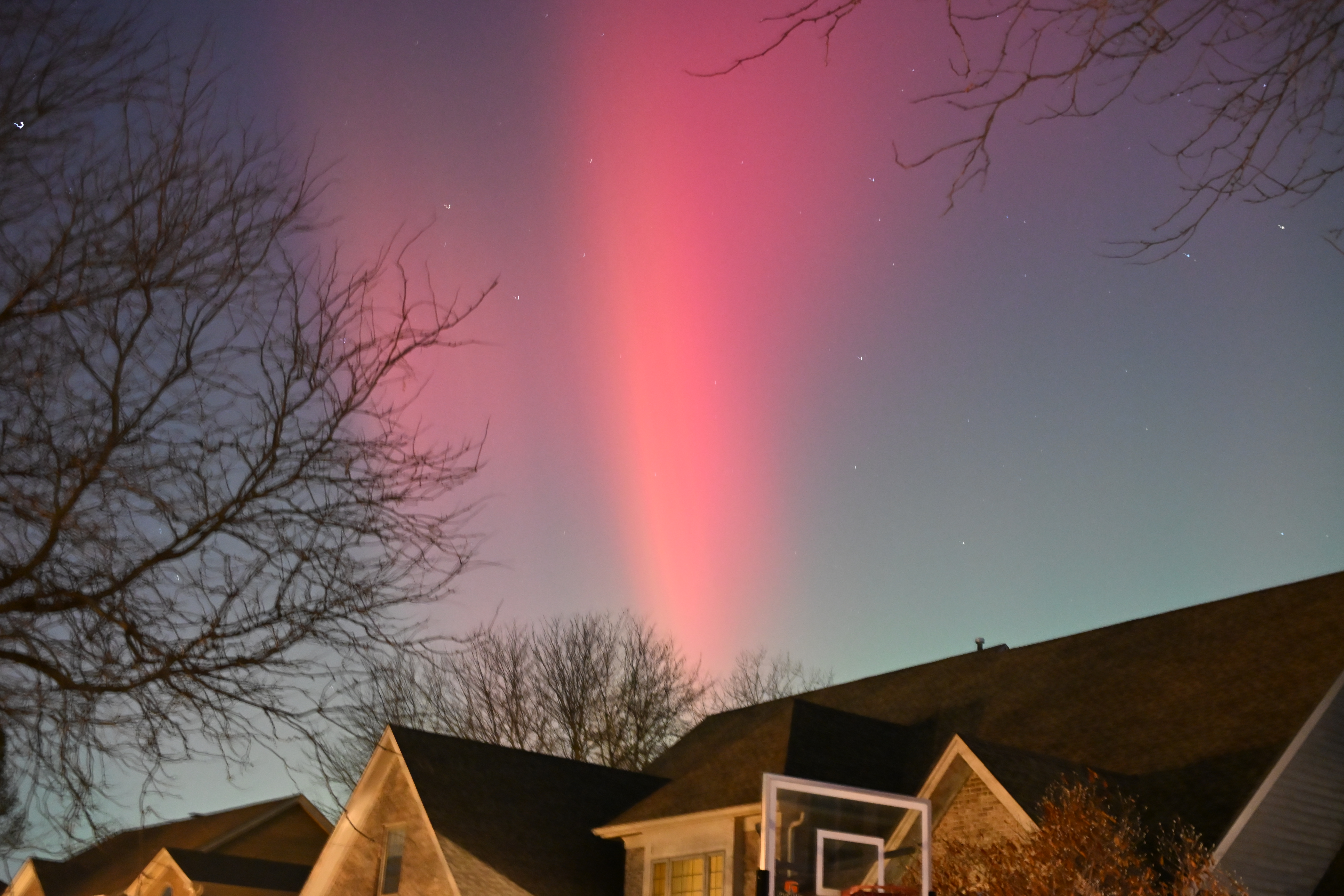 Northern Lights captivate skies across the Chicago area – NBC Chicago